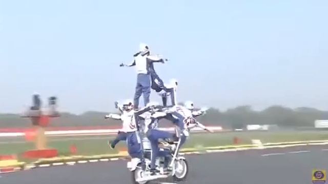 Индийский парад