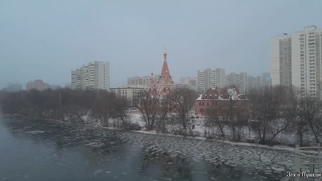 Шикарный вид с красного моста. Шлюз. Филевская пойма и снегопад.