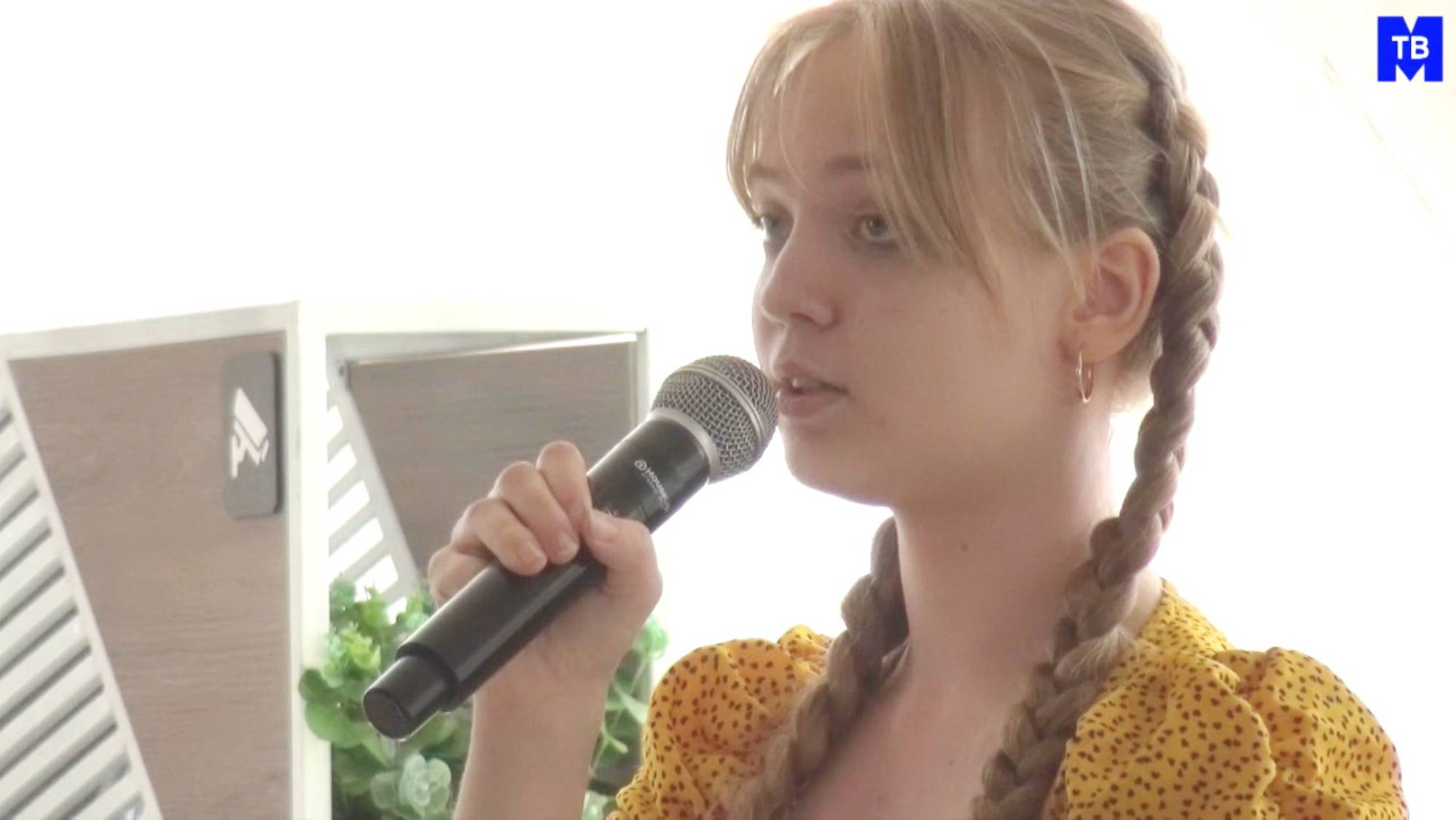 Монолог современной девушки о блокадном Ленинграде. Слезы в глазах стояли у всего зрительного зала.