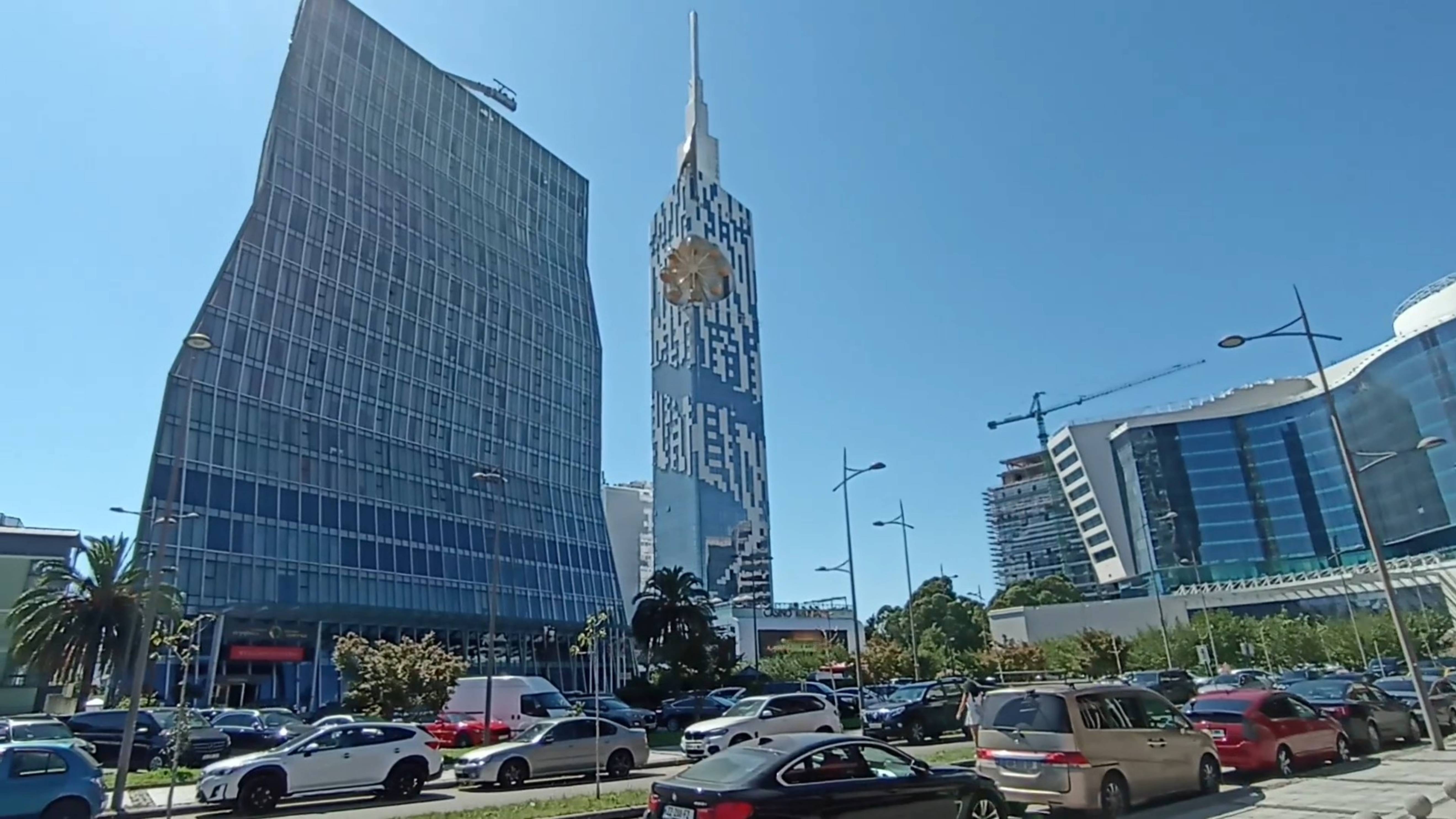 Обзорная прогулка по Батуми 14.08.2024 (Алфавитная башня, Батумская башня)