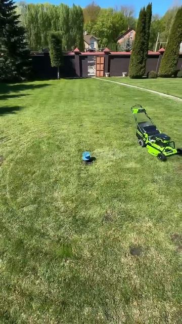 Автоматическая газонокосилка своими руками😁