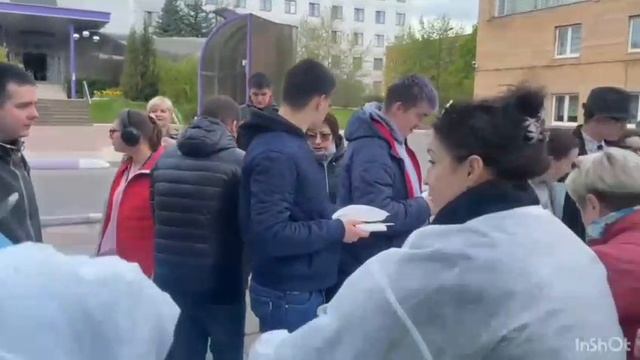 Научно практический реабилитационный центр в Алтуфьево. Раздача военной и вкусной еды.