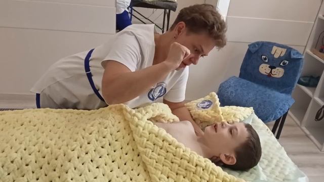 Занятие ЛФМ (лого-фасциальный метод). Постановка звука Л. Учебное поведение. Часть 1.