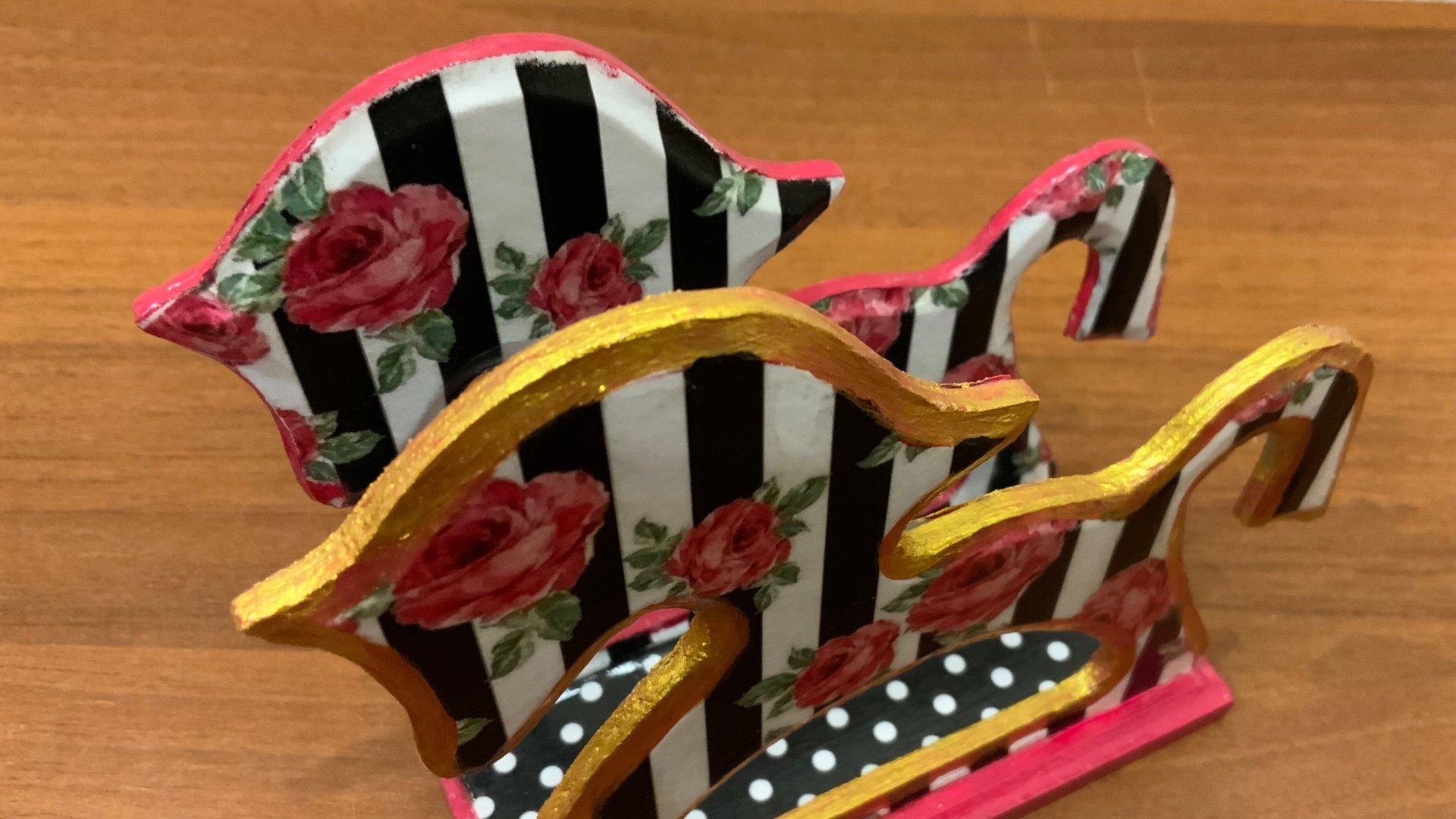 Салфетница в стиле МакКензи