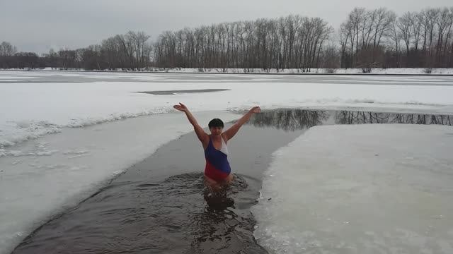 НИНА СВЕШНИКОВА ИЗ БАРНАУЛА В ГОСТЯХ У МОРЖЕЙ СТОЛИЦЫ 4.12.2016