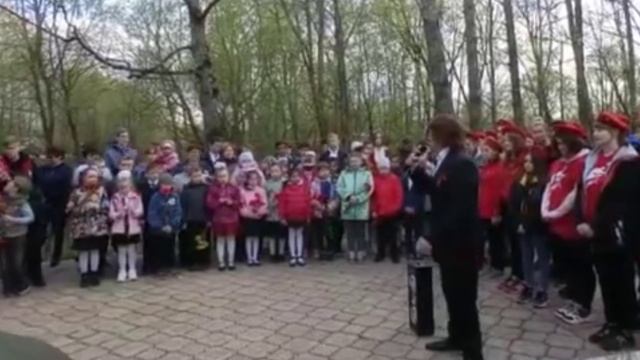 Александр Нечаев Аист на крыше 💓 😊  👌 🌻(к 80-и летию Великой Победы)
