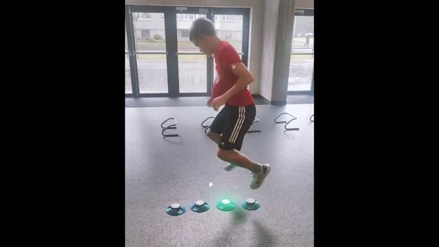 На каждый из 3 цветов своя задача