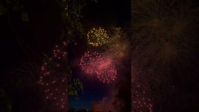 Салют в Москве