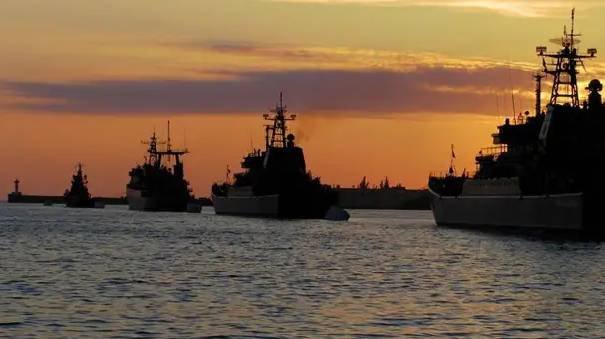 Прощай любимый город. Вечер на рейде