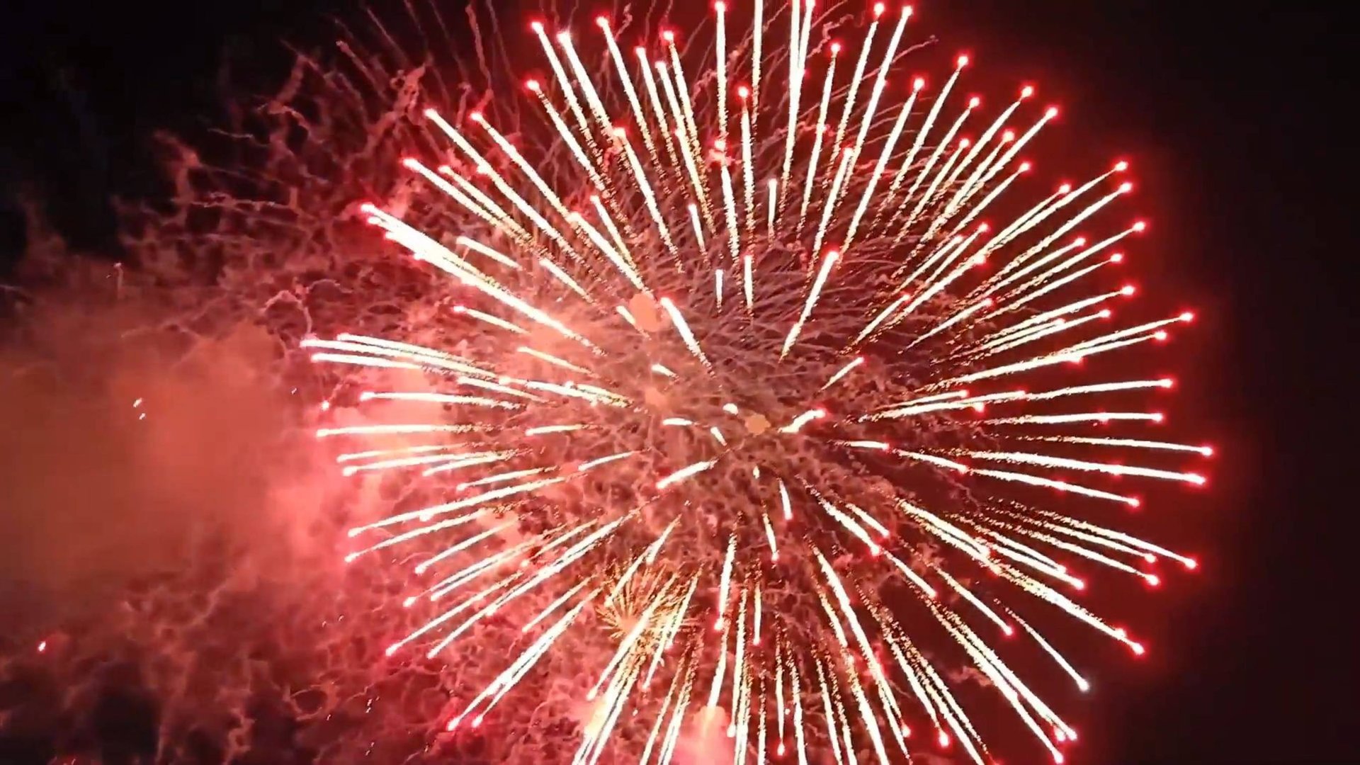 Салют в честь Победы