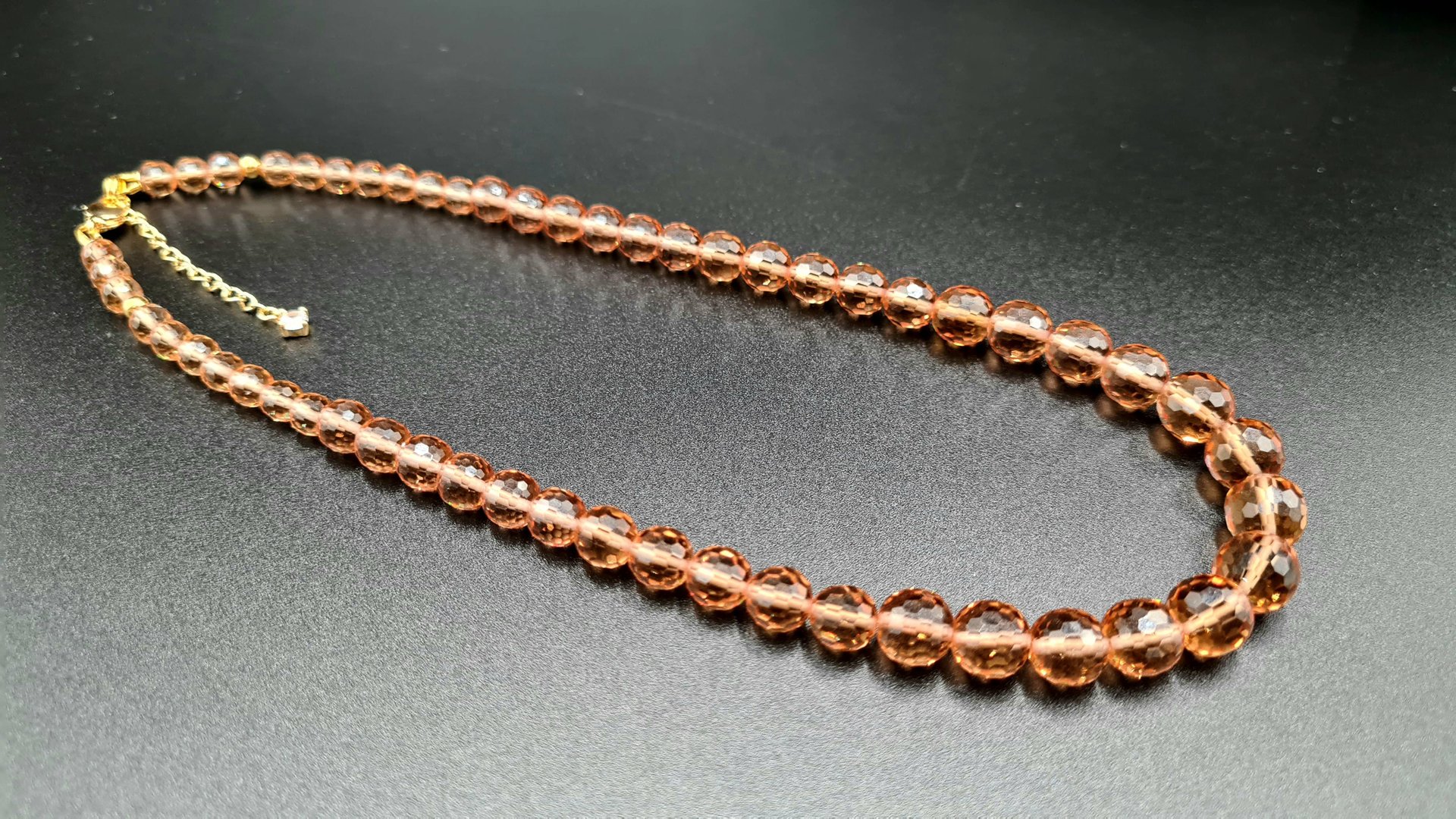 Бусы из султанита с эффектным переходом размеров бусин!  МК для начинающих.