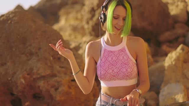 Miss Monique - Special B'day Podcast 2023 [Melodic Techno Progressive House DJ Mix]