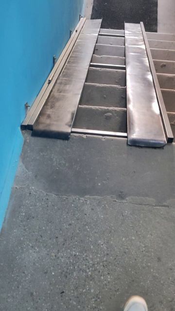 Изделия для ФОЛ I Пандус откидной I Откидной пандус I Пандус для инвалидов