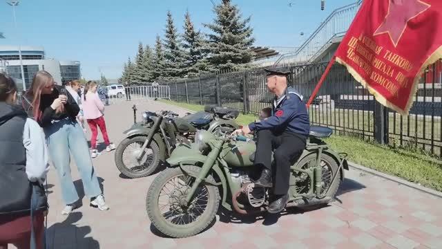 Выставка военной техники в Челябинске, митинг и концерт в честь Дня Победы