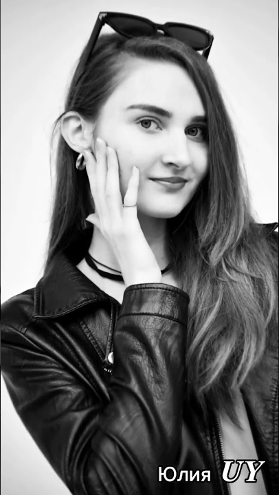 Черно-белые фотографии—не могут обманывать.Они показывают настоящие эмоции  #юлияuy #чб #shorts