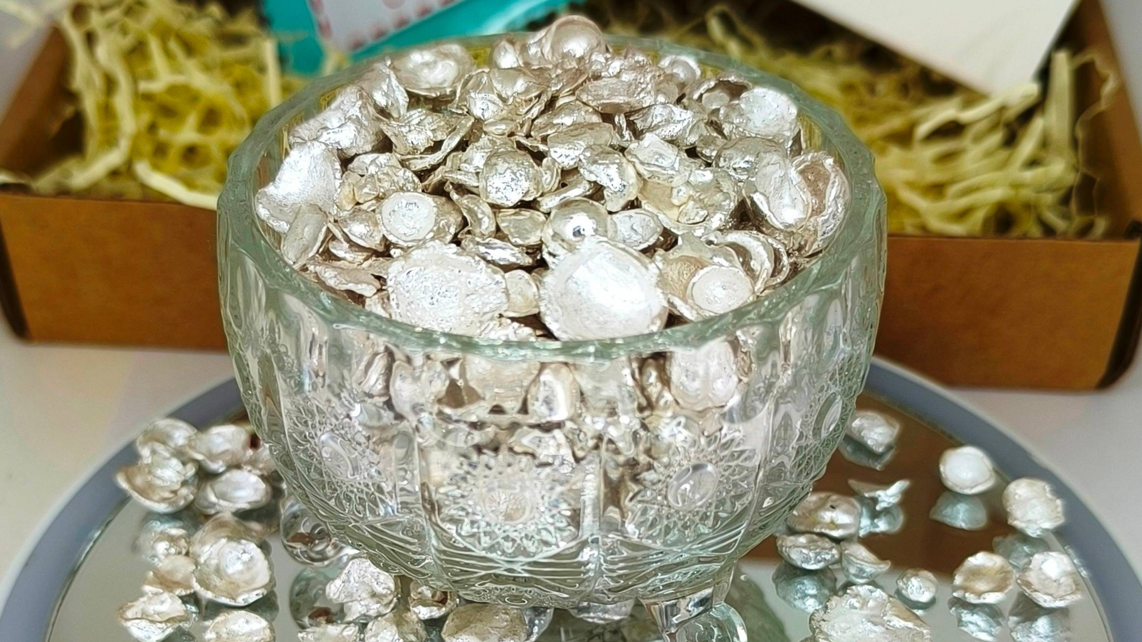 Васту серебро