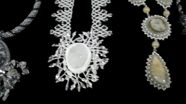 Выставка рукодельных работ! "Золотые руки"