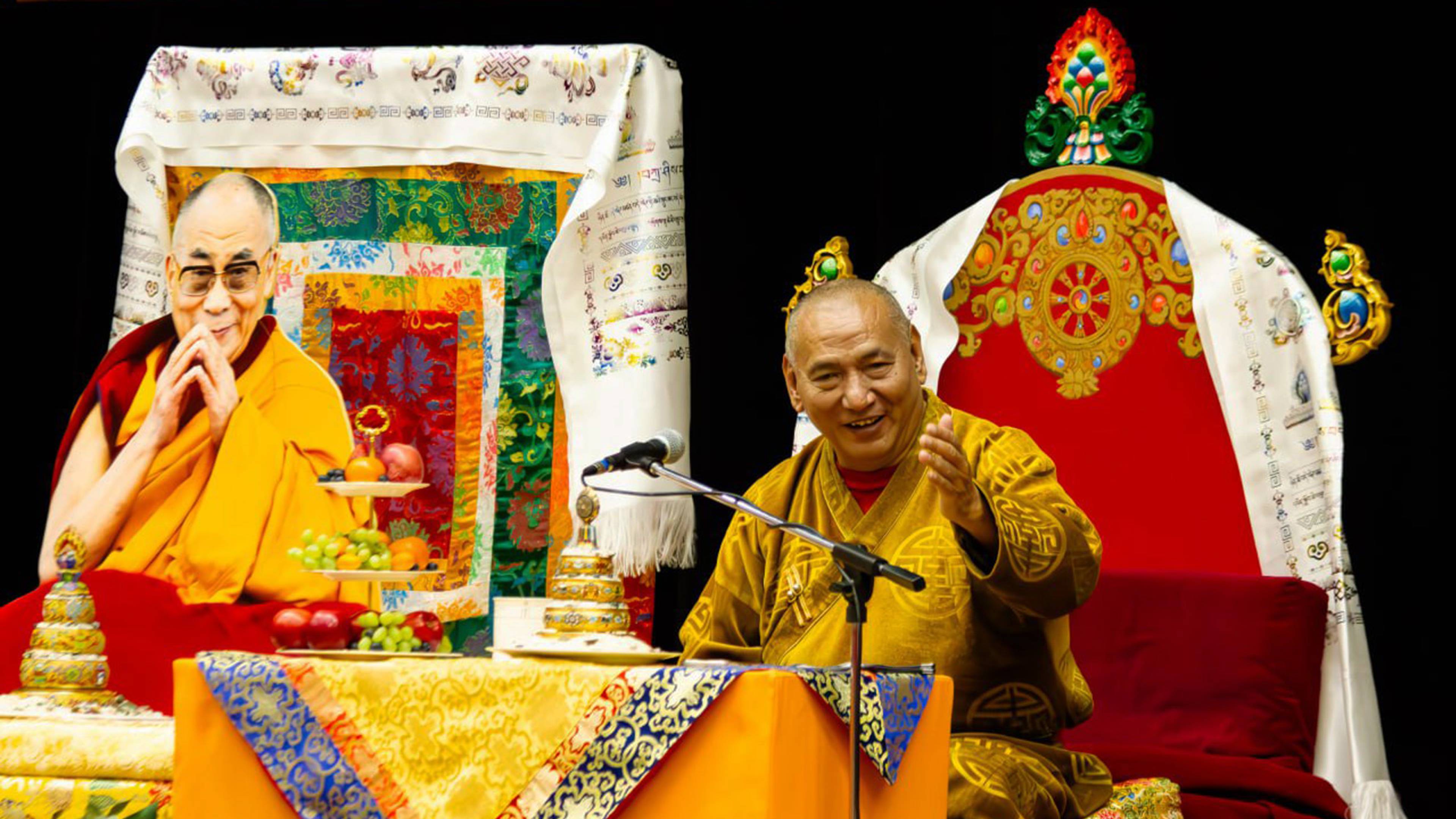 Санкт-Петербург 11.05.2025 (1/3) Трансляция лекции Досточтимого Геше Джампа Тинлея