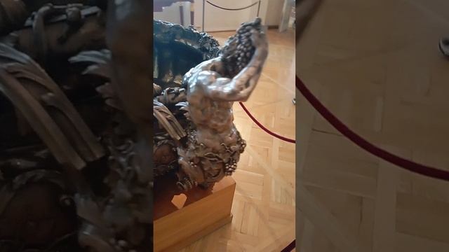 Интерьеры, виды из окон, живопись. Эпизод 19.