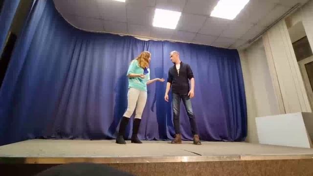 В квадрате в кубе - В бассейне