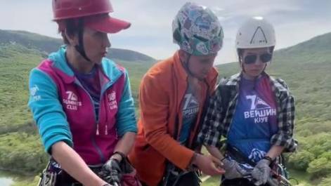 В Крыму новые участники отрабатывают навыки альпинизма  с лучшими инструкторами