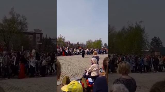 Арсеньевская епархия возлагает цветы к мемориальному комплексу