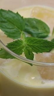 Батида с персиками