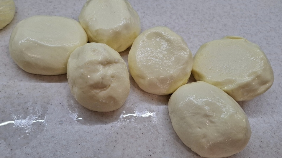 Моцарелла от ЛЕНтяйки. Привет из Крыма.