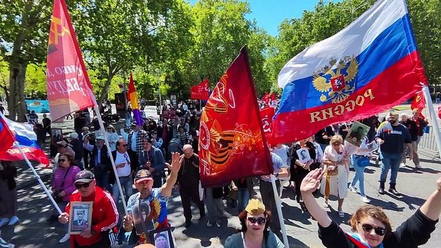 Бессмертный полк . Мадрид. 11 мая 2025 . Возможно самый многочисленный за рубежом