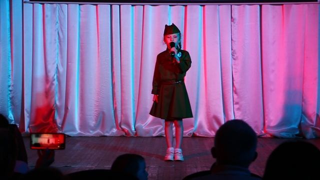 11.Мария Бабина – «Солдат молоденький»