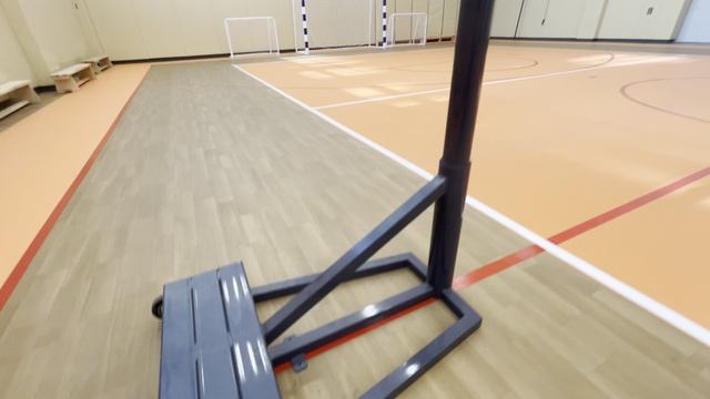 Стойки волейбольные передвижные со стаканами-противовесами СТ-174