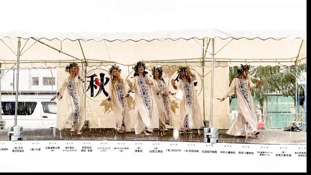 Танец "Нет милей Руси" на осеннем фестивале в г.Кобе, Япония.