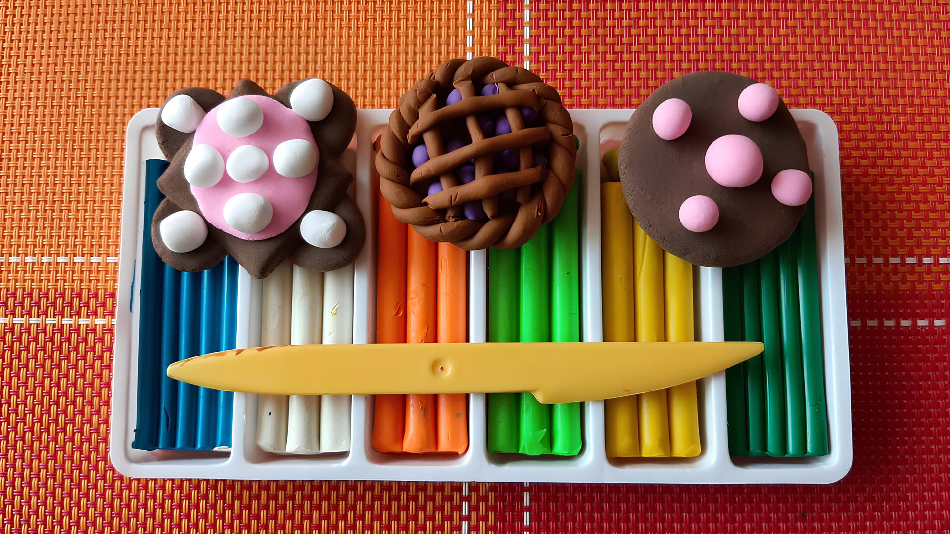 🚀В мастерской кондитера. Как работает мастер? Пластилиновое печенье