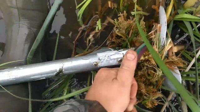 Наматывание травы на винт болотохода Long Tail KKK. Что делать?