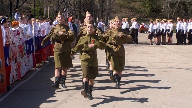 Смотр песни и строя в ИРКПО