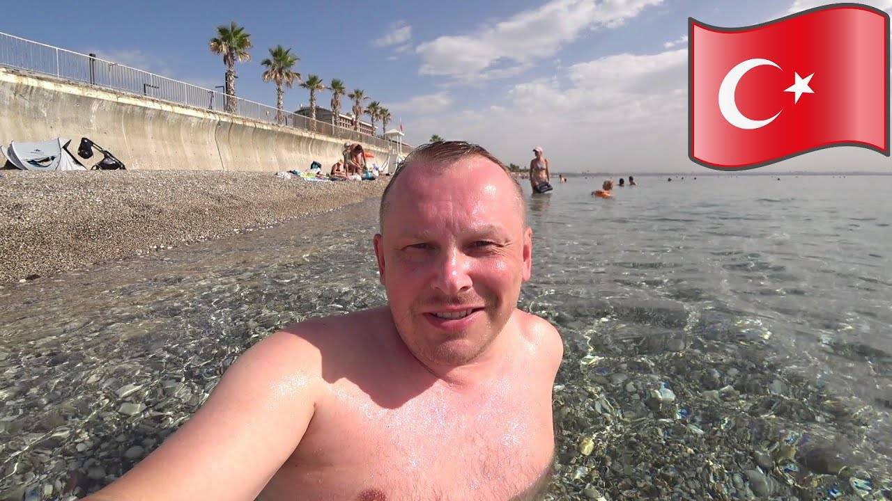 #4.Анталия. Жара 40°C! Море, как слеза. Увидел фруктовый рынок за углом своего отеля Isinda 3*.