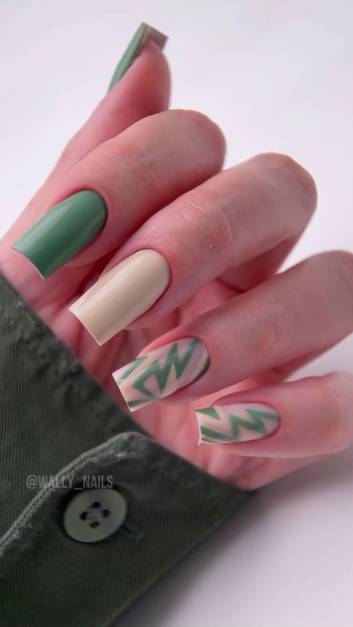 @wally_nails делиться своим опытом работы с аппаратом Strong basic 🔥