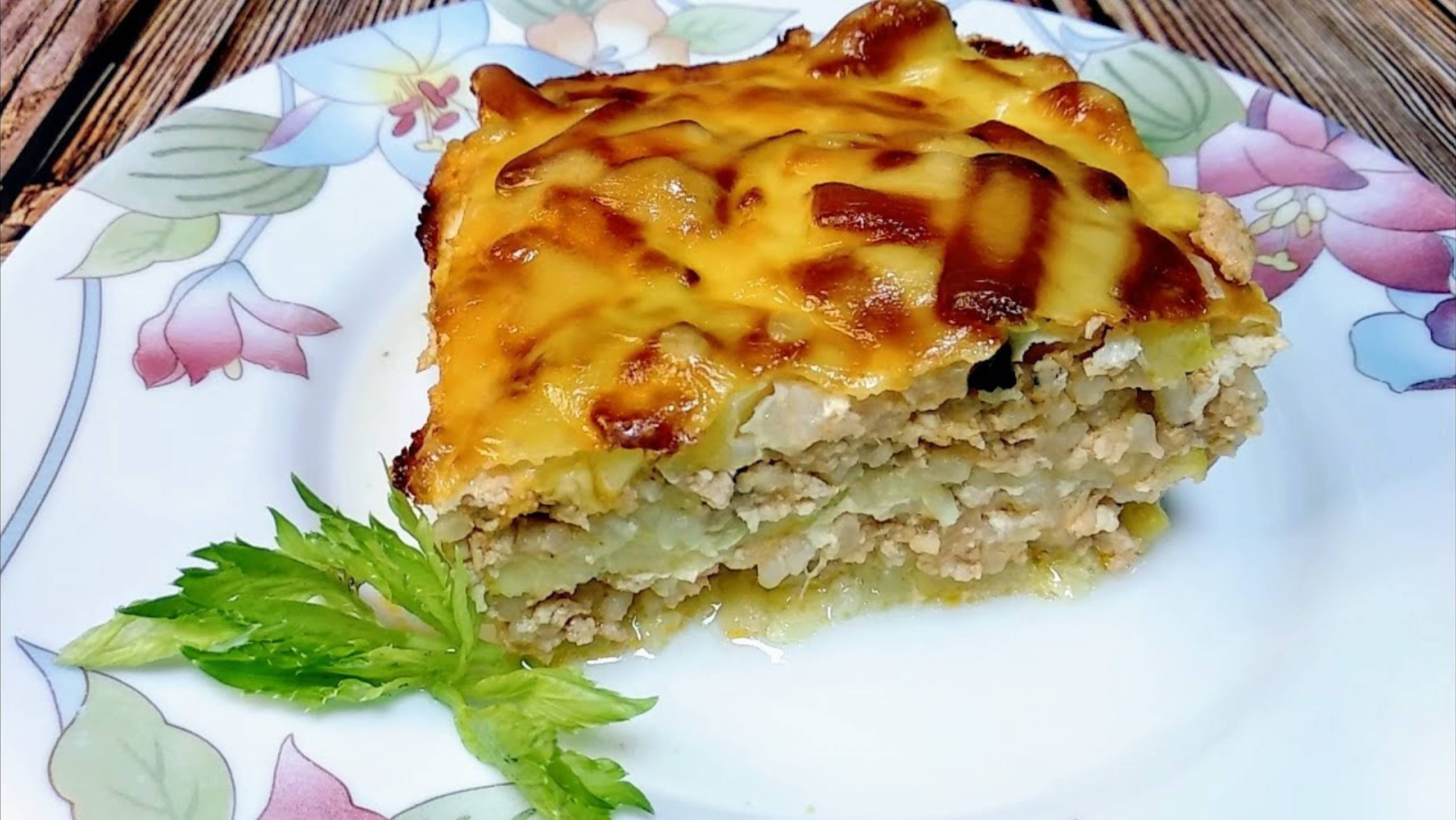 Вкуснейшая запеканка из кабачков и фарша. Полезная еда в духовке.