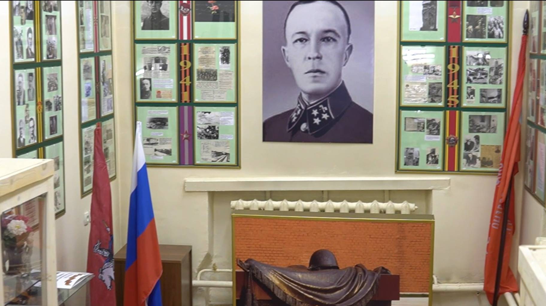 Музей «Антифашист» им. генерал-лейтенанта инженерных войск Д.М. Карбышева на ул. Высокой, д.6.