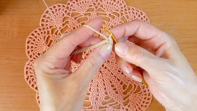 Учимся вязать крючком. Полустолбик без накида.