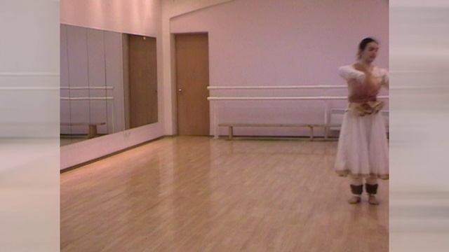 Тез Амад |Таал Дхамар |Стиль Катхак |Юлия Кардашова | Экзамен за 4 курс 2014 |Чаккар | Москва