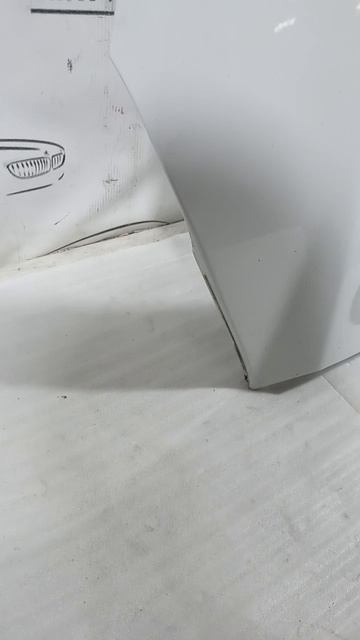 Крыло переднее правое (белое) Suzuki SX4 2006-2013 SX4 5761179J00