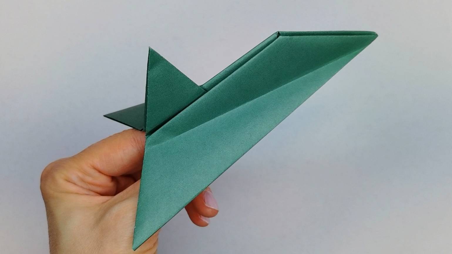 Самолетик из бумаги. Оригами самолетик.