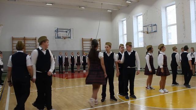 6 класс  "Смотр строя и песни"  2022г.  ЧОУ СОШ КРИСТАЛЛ г. Сызрань