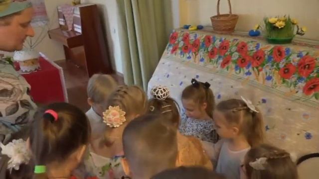 Пасхальный утренник в группе "Горошинки"