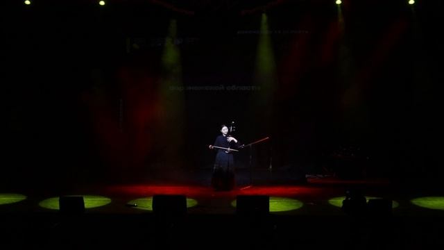 Выступление на студенческой весне. Номер: "Скачка"