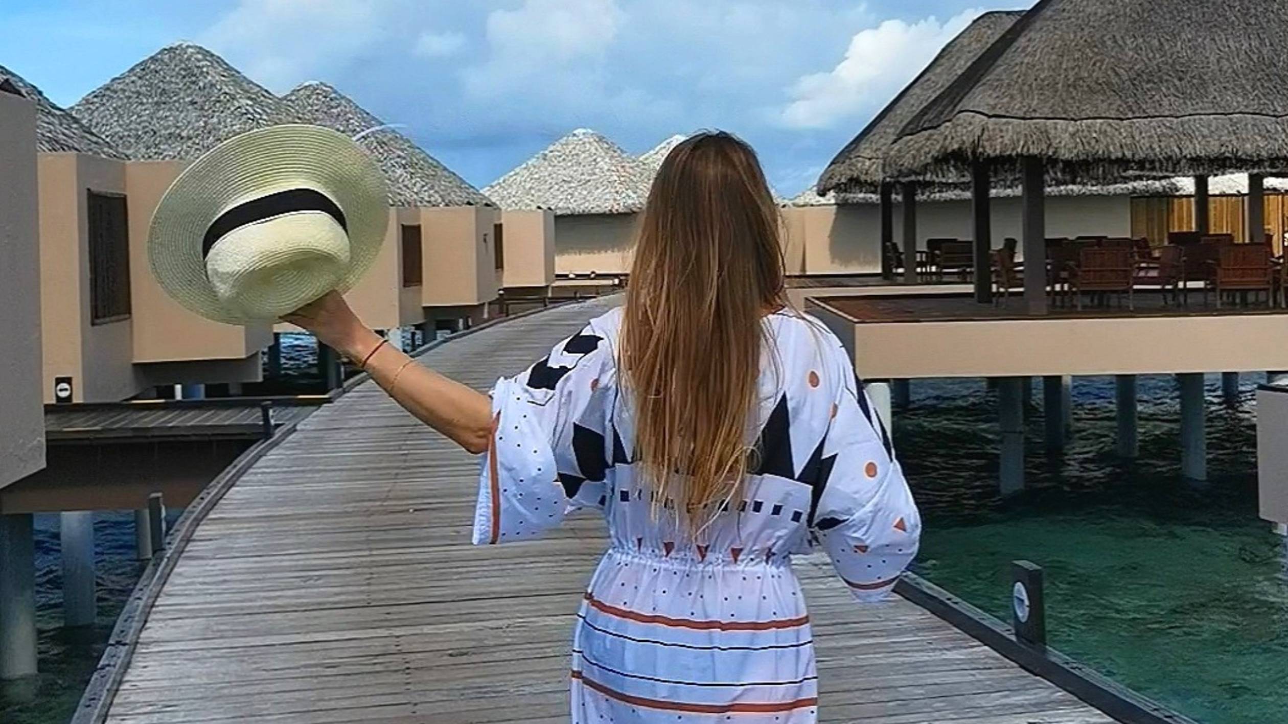 Как я чуть не осталась на острове на МАЛЬДИВАХ без денег, жилья и интернета.ТРЕШ история...