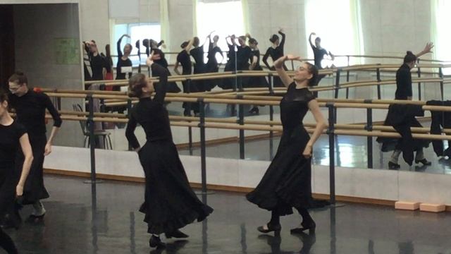 Испанский танец