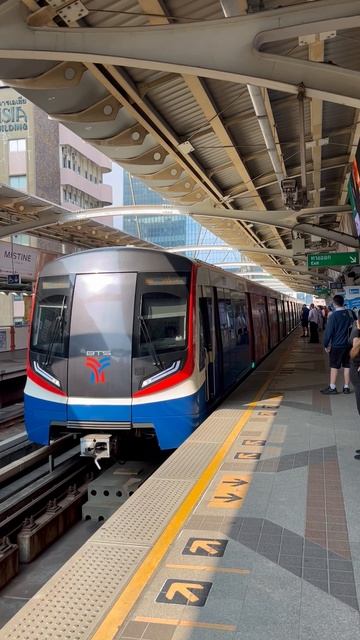 Бангкок. Метро. Прибытие поезда #shorts