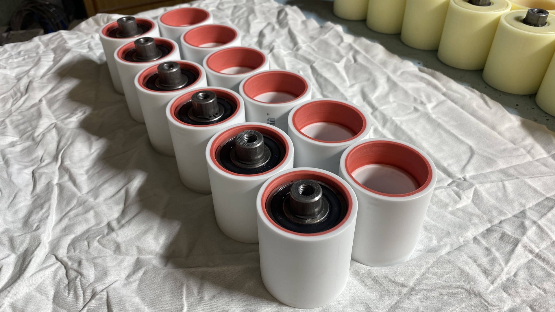 Пластиковые конвейерные ролики диаметром 63 мм